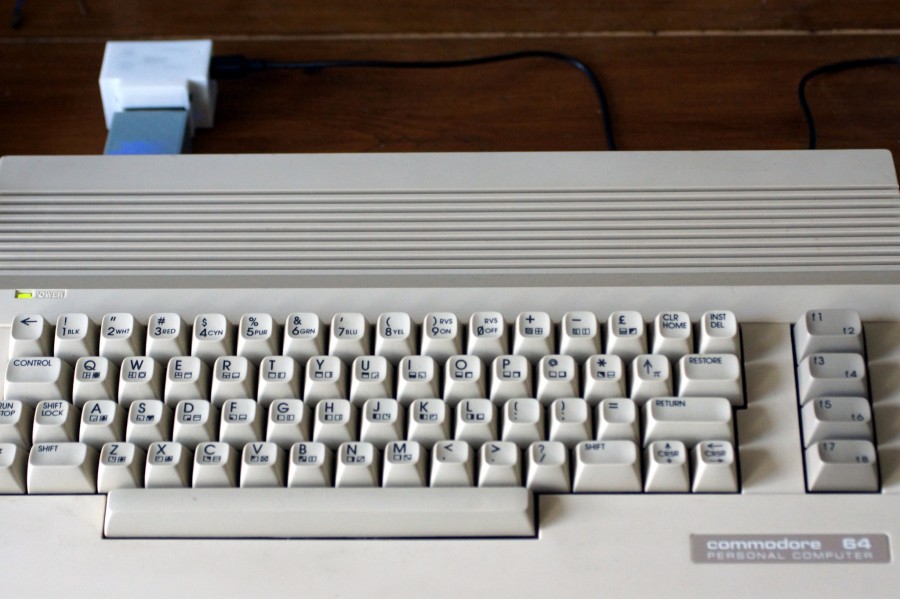 commodore64-serial-rs232-adaptor-user-port-commodore128-c64-c128